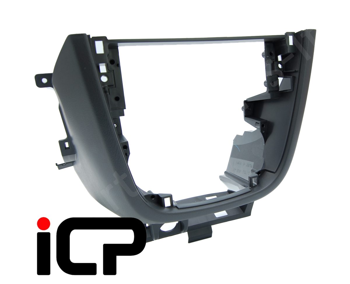 Subaru Impreza RHD radio surround dash panel 66085FE000OE